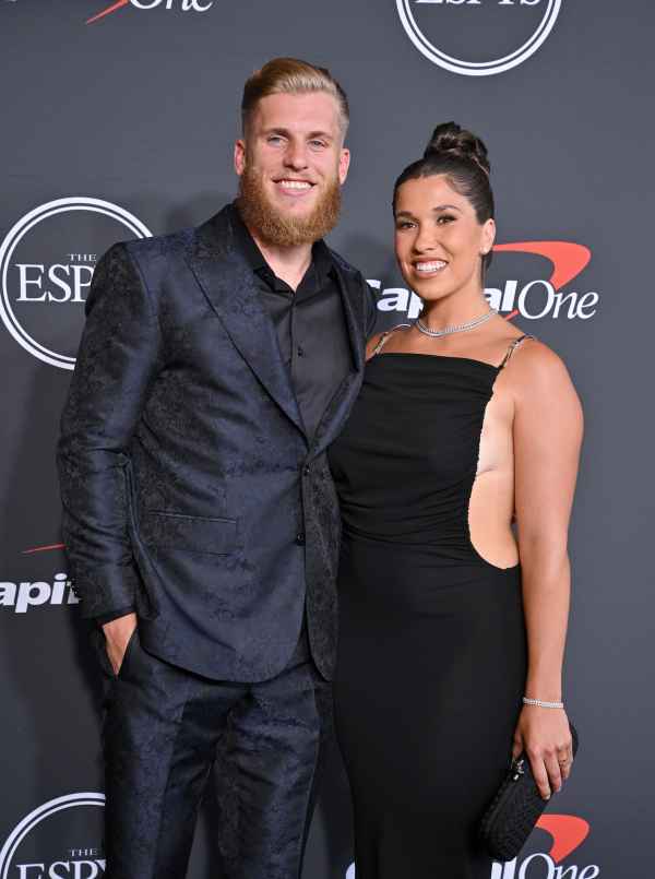 NFL's Cooper Kupp and Wife Anna Marie Celebrate Seattle Seahawks Move ...
