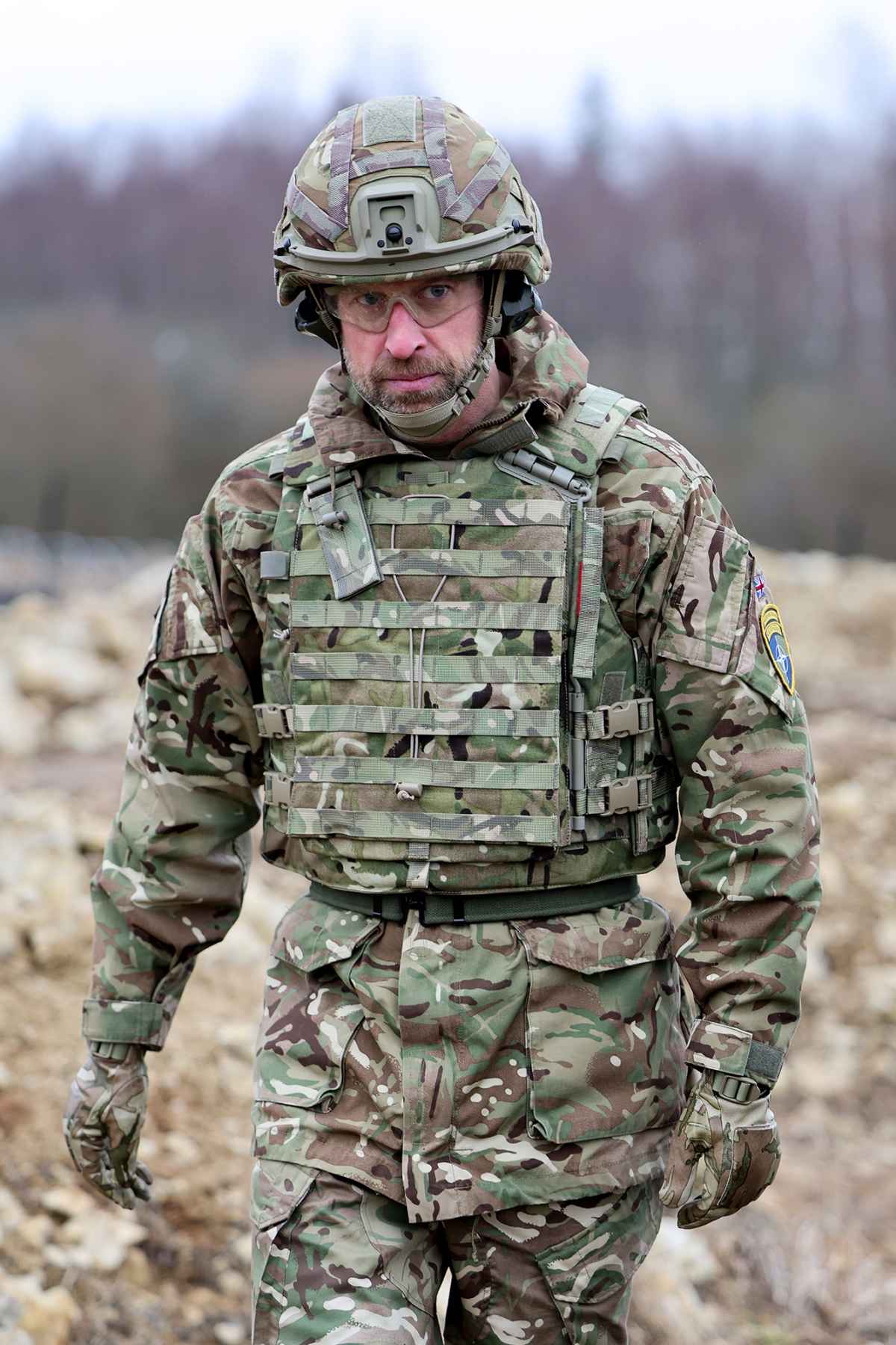Prince William Wears Full Military Fatigues While Visiting Troops | Us ...