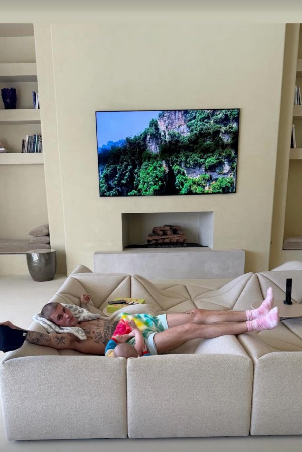 Justin Bieber Lounges With Son Jack Blues in Sweet New Pic | Us Weekly