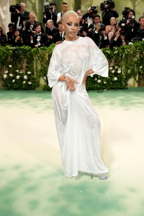 Met Gala Naked Dresses: Emily Ratajkowski Beyonce and More | Us Weekly