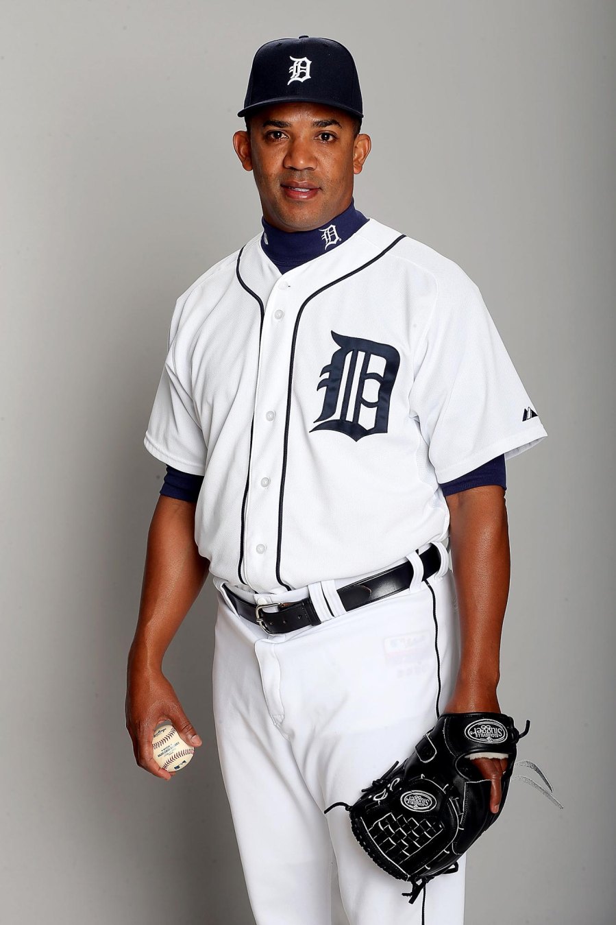 Former MLB Pitcher Octavio Dotel Dead at 51 After Rooftop Collapse | Us ...