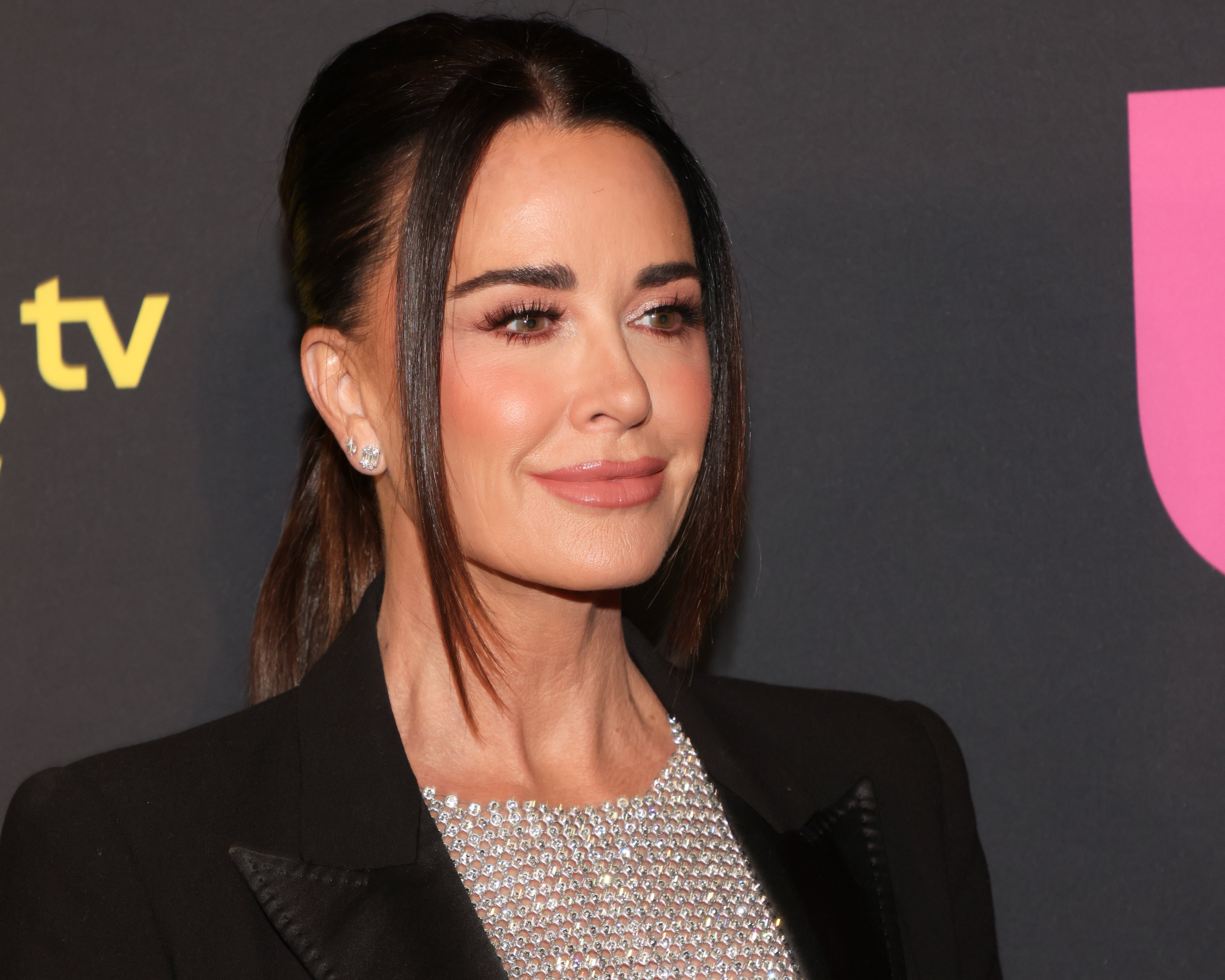 Kyle Richards’ Go-To Amazon Makeup Palette Flatters Aging Skin | Us Weekly