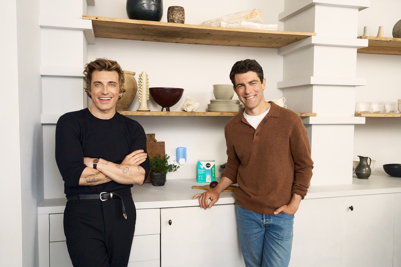 Why Max Greenfield Is Genuinely Not Sad About The Neighborhood Ending ...