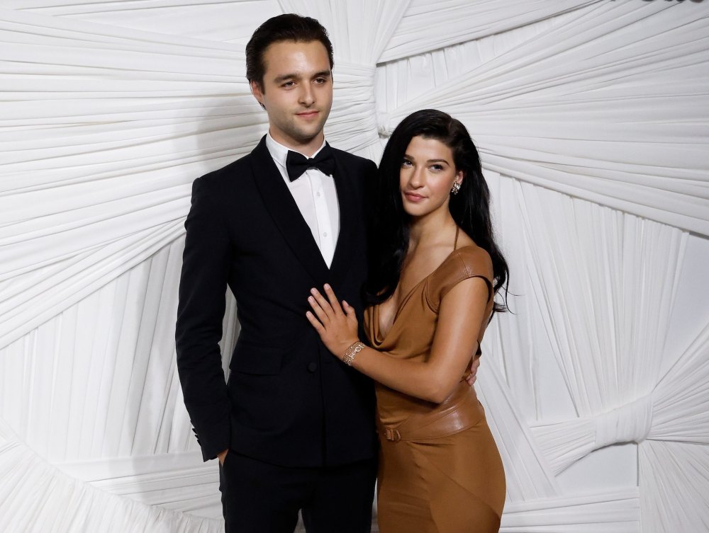 Phoebe Gates Says Boyfriend Arthur Donald 'Hates' Her $20 Painting | Us ...