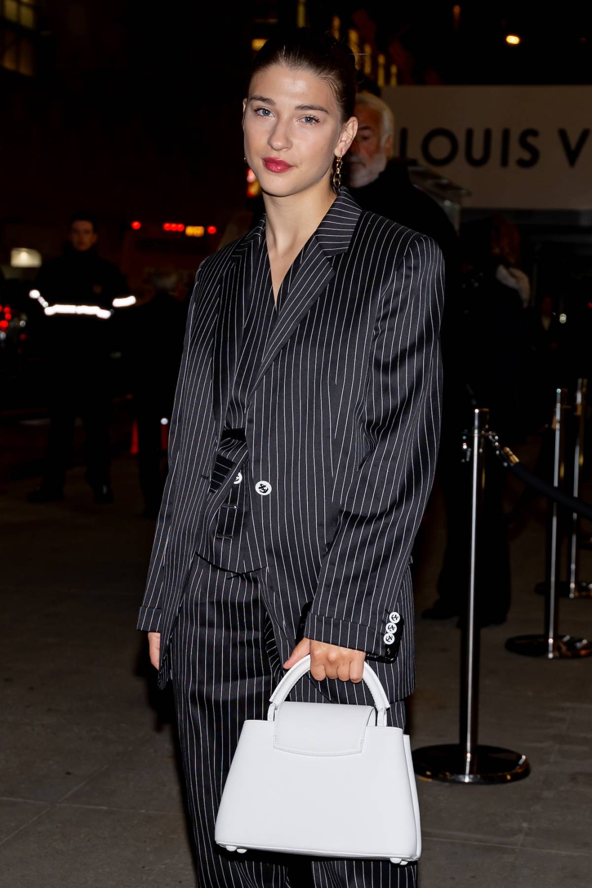 Phoebe Gates Says Boyfriend Arthur Donald 'Hates' Her $20 Painting | Us ...