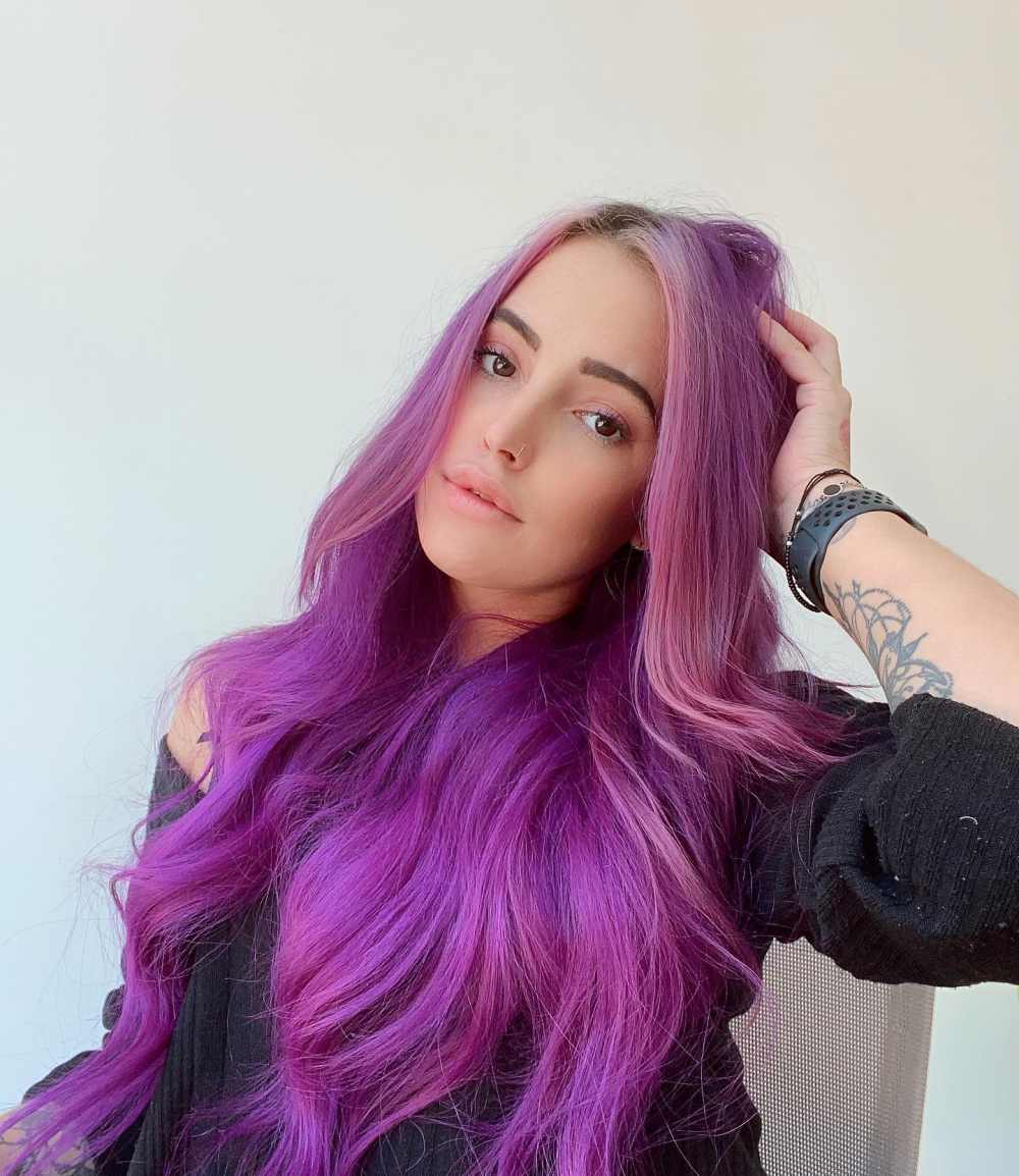 Influencer Ashley Surcombe Back in ICU After Contracting Pneumonia | Us ...