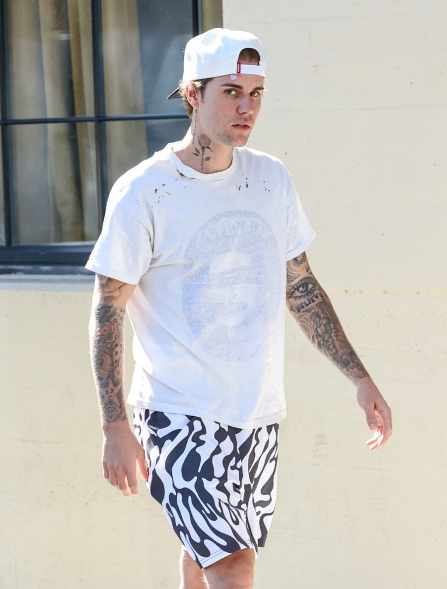 Justin Bieber Won't Be 'Bullied' Out of L.A. Amid Paparazzi Clash | Us ...