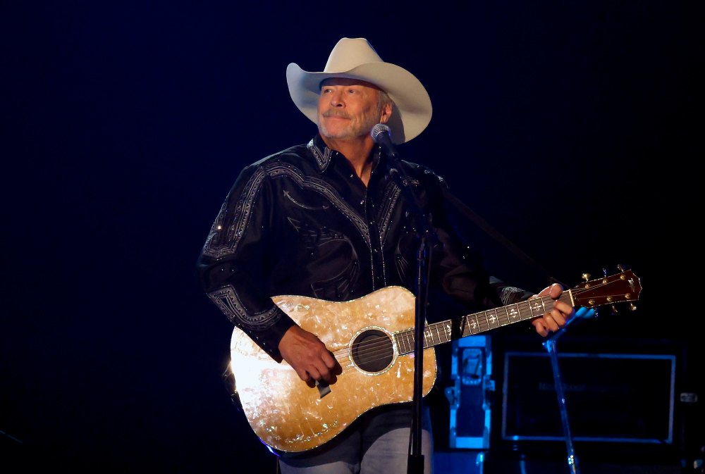 Alan Jackson Performs at 2025 ACM Awards Amid Health Battle | Us Weekly