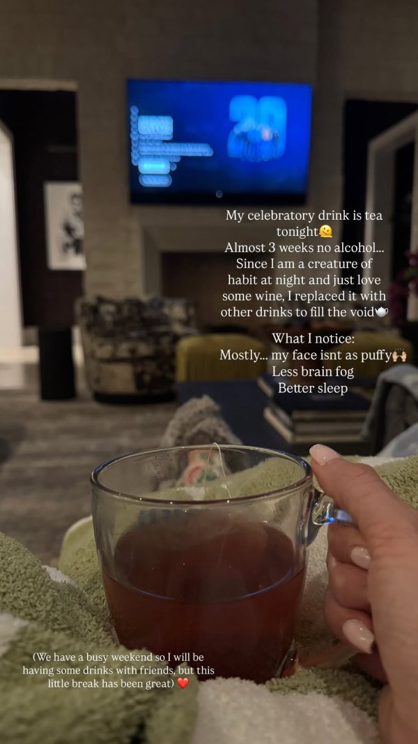 Jason Aldean's Wife Brittany Shares Alcohol-Free Journey Update | Us Weekly