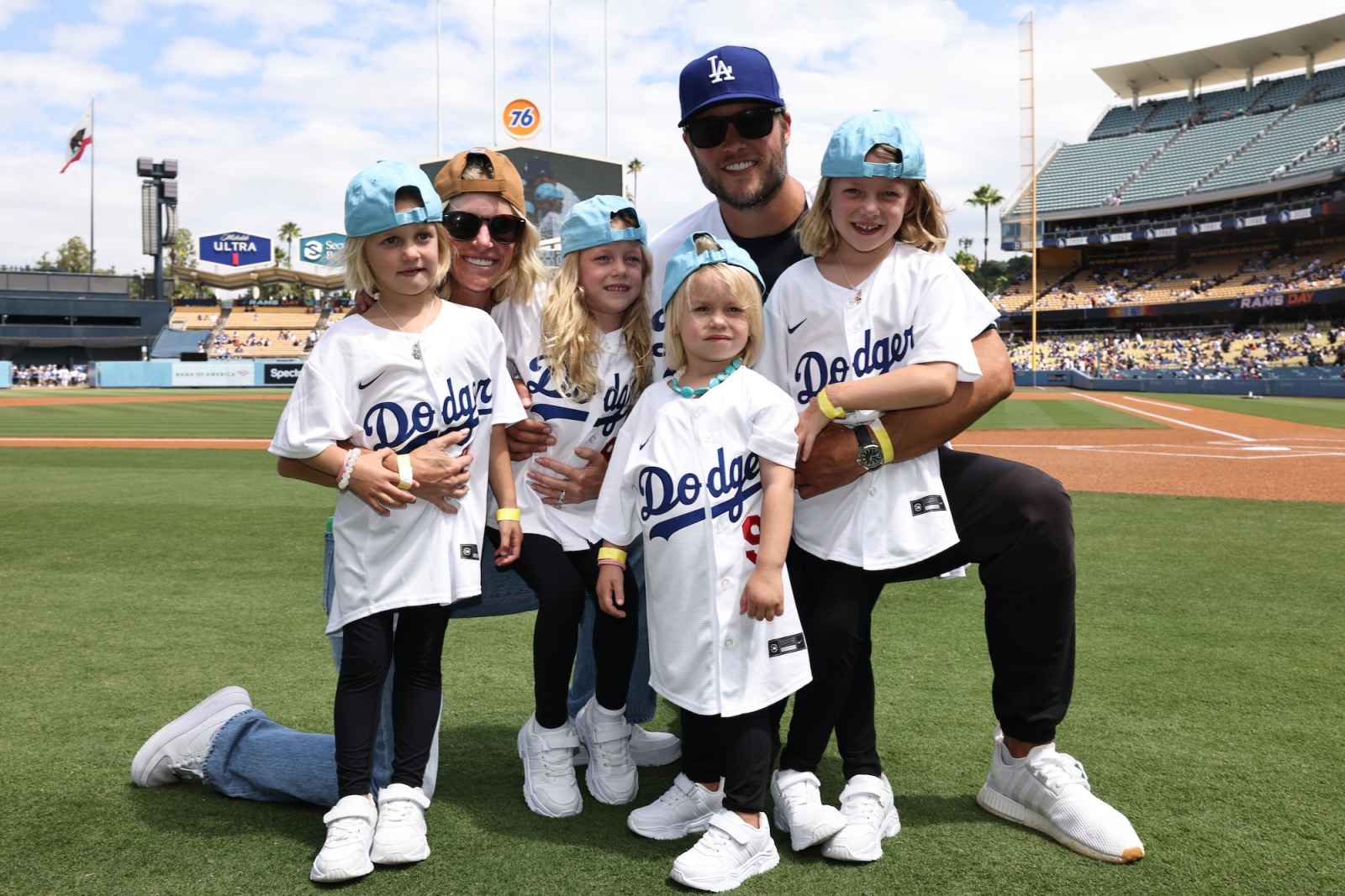 Matthew Stafford Was Judged for 1st Class Seat With Family in Coach ...
