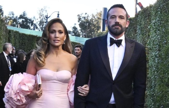 Ben Affleck and Jennifer Lopez Slash $8 Million From Beverly Hills Home ...