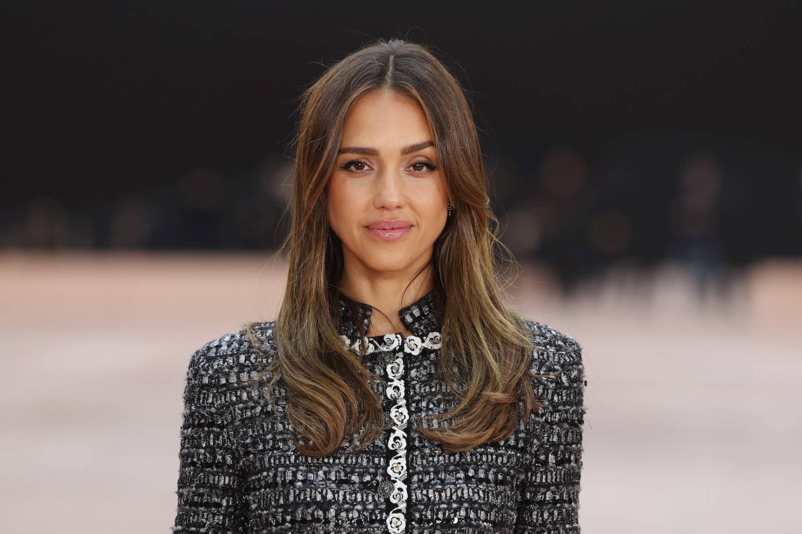 Jessica Alba Gets Shoulder Rub From Mystery Man Amid Divorce | Us Weekly