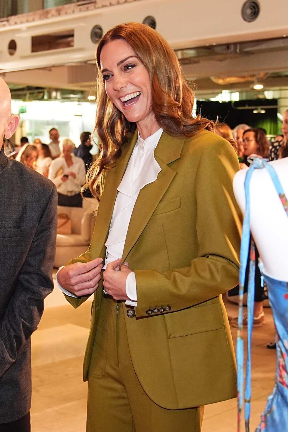 Kate Middleton Nails Diplomatic Dressing in Elegant Victoria Beckham ...