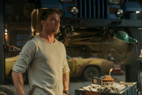 How Motorheads' Ryan Phillippe Set an Example as a Father Figure on Set ...