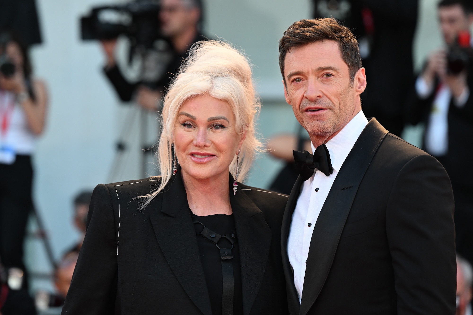 La ex de Hugh Jackman, Deborra-Lee Furness, pide el divorcio tras casi ...