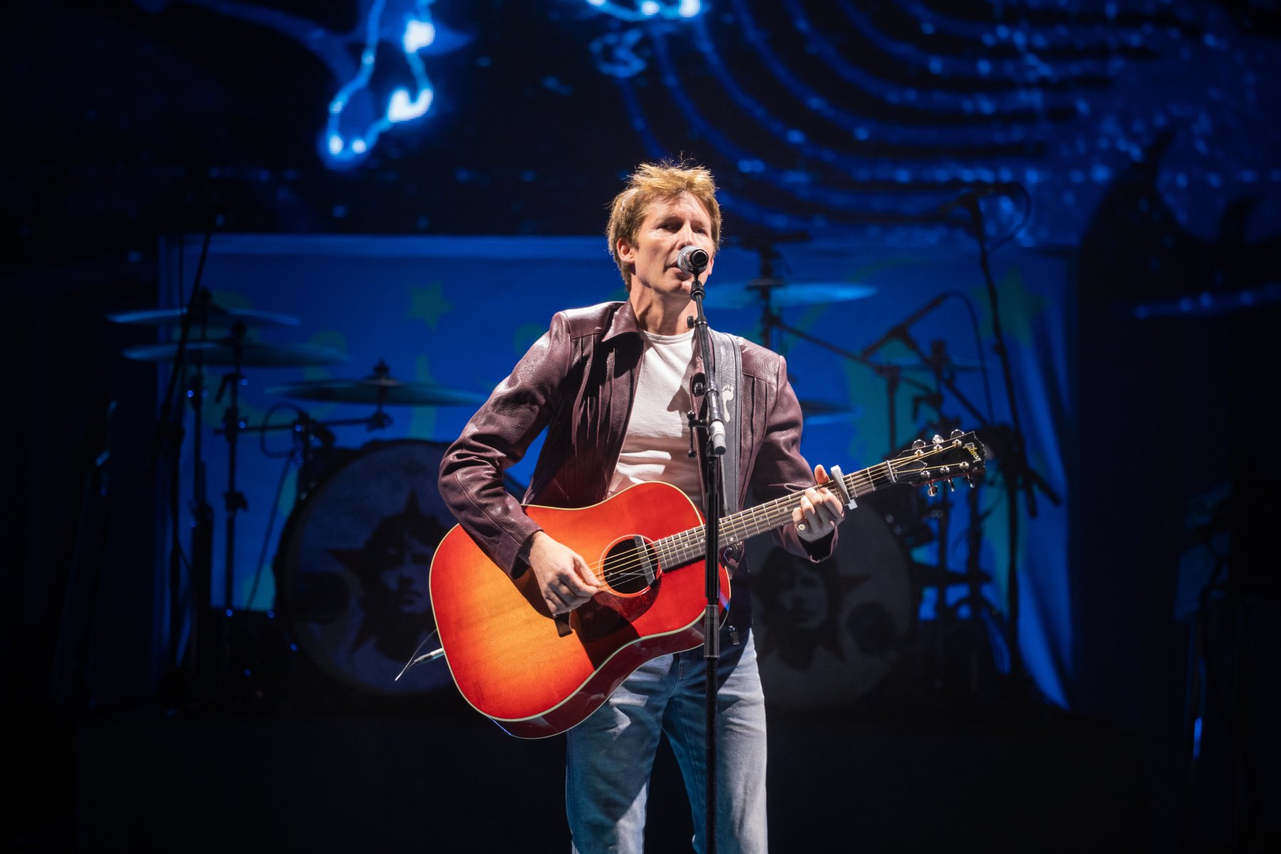Inside James Blunt's House Bought With 'You're Beautiful' Earnings | Us ...