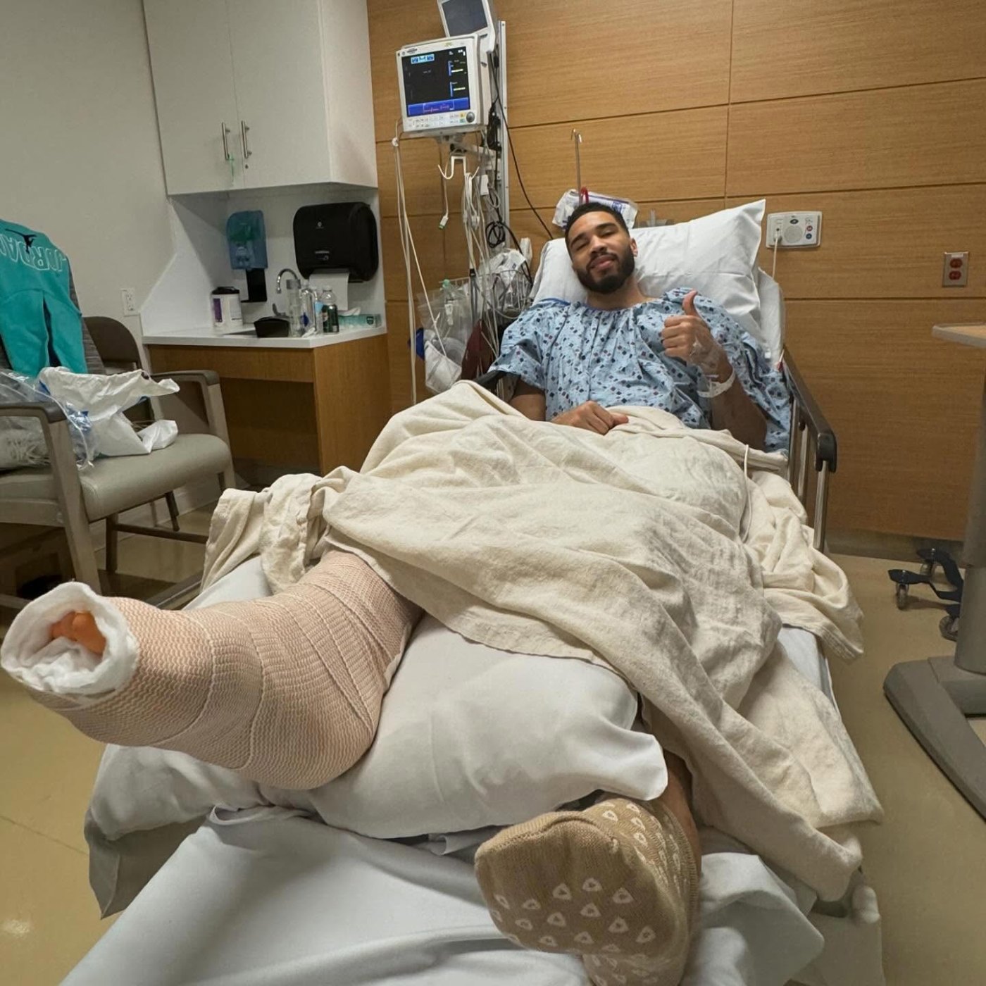 Jayson Tatum's Season-Ending Injury Explained: Stars, Athletes React ...