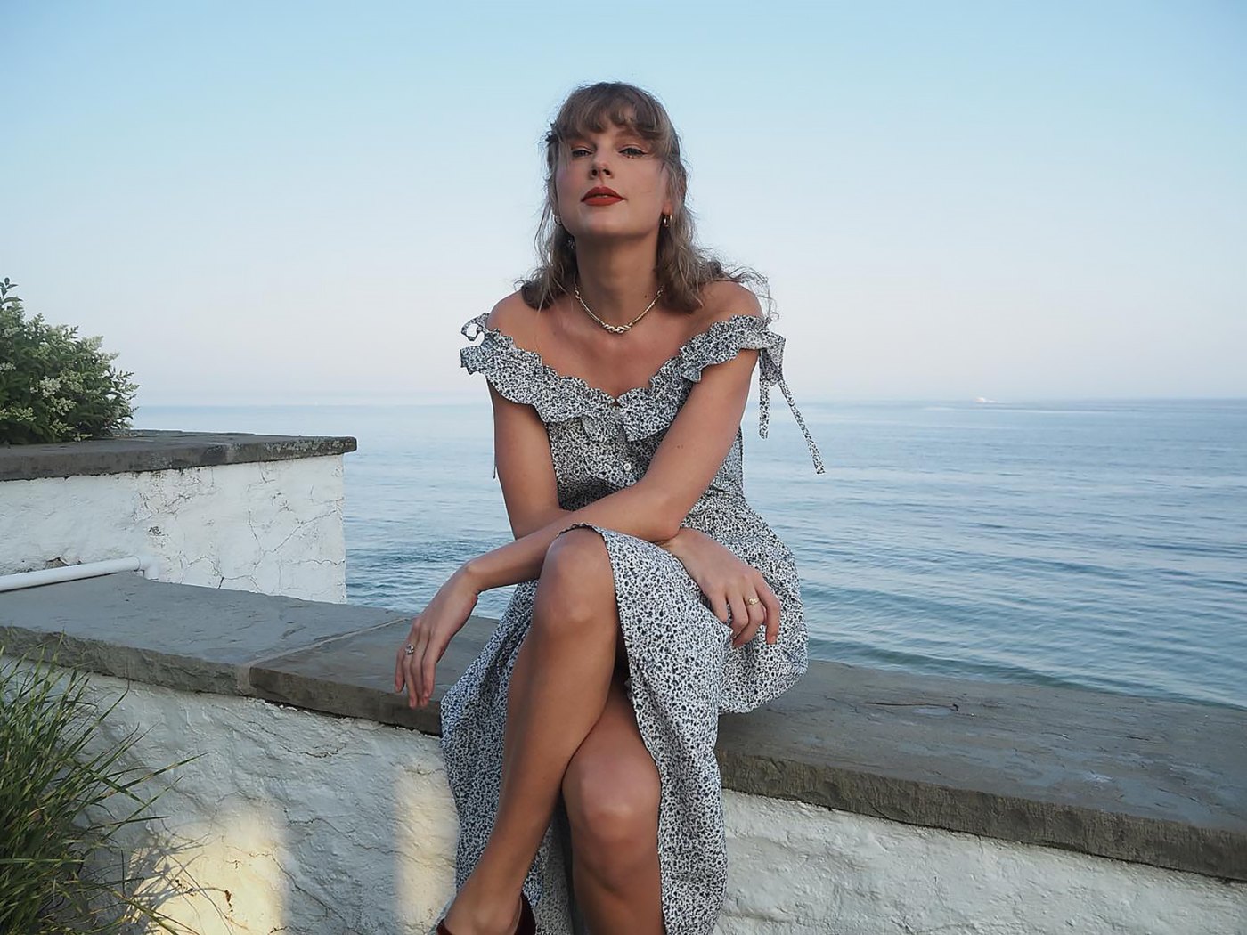 Human Remains Close to Taylor Swift's Rhode Island Mansion Found | Us ...