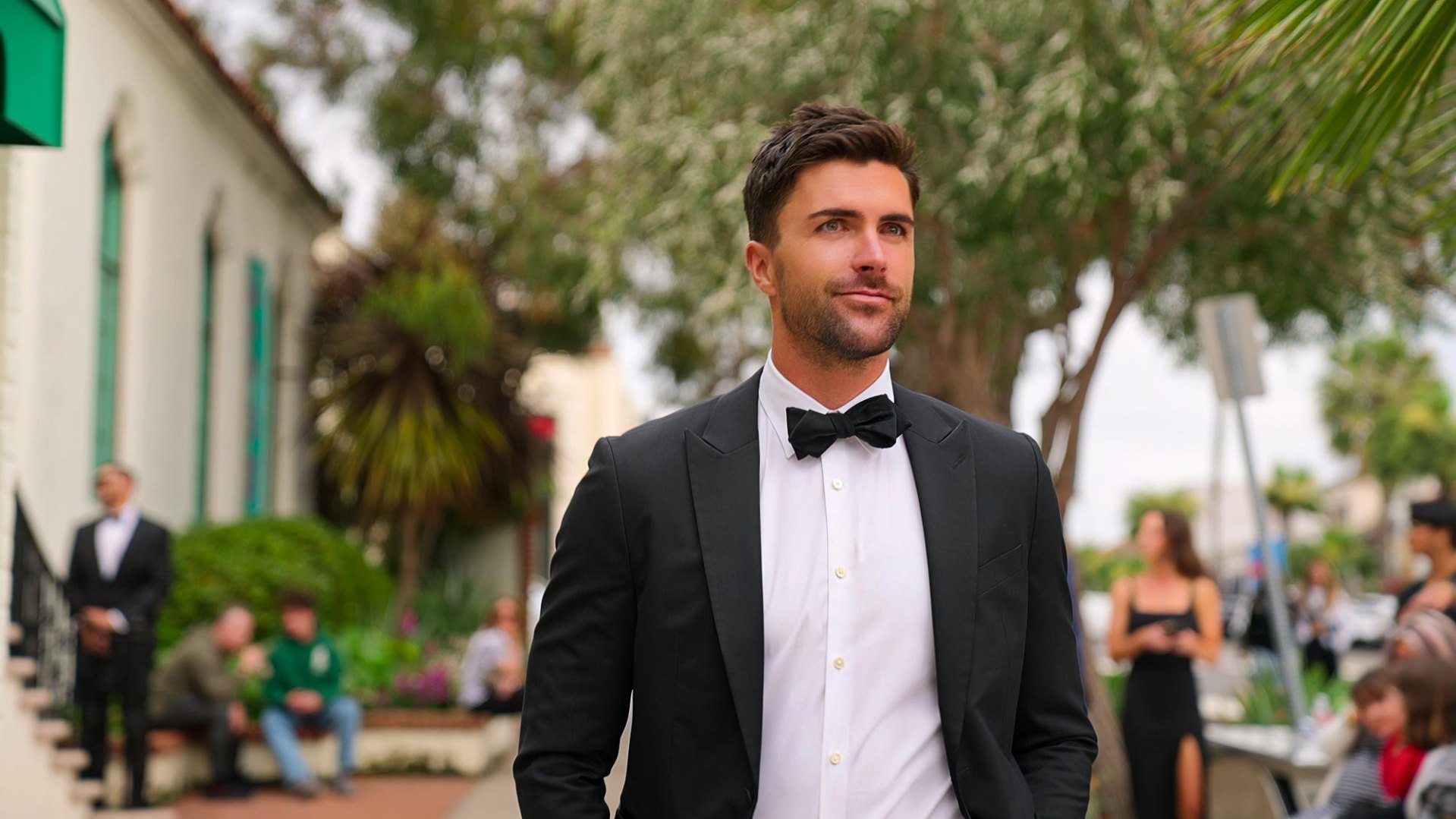 Selling the OC's Tyler Stanaland Sparks Romance With Hannah Morrissey ...