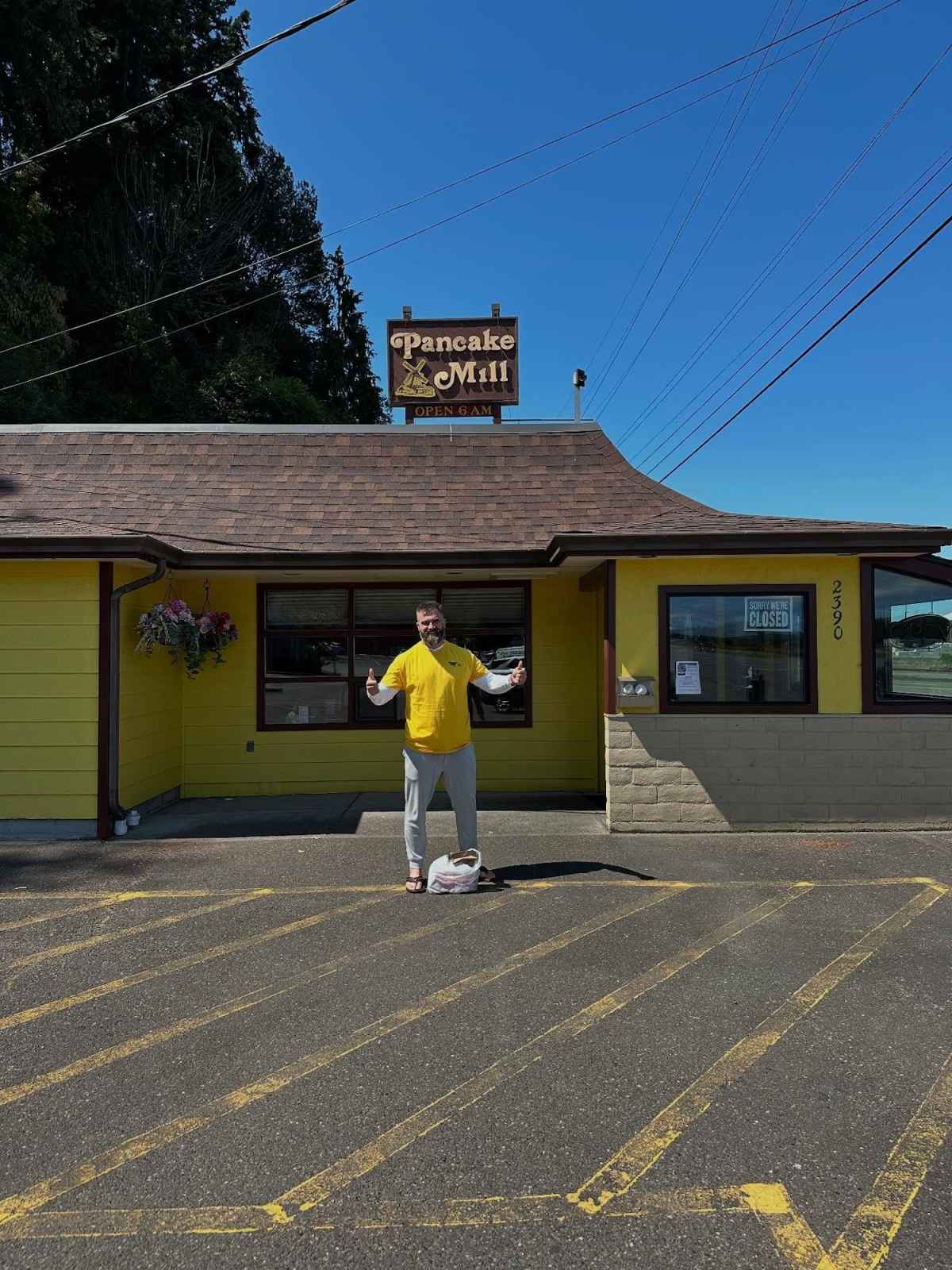 Family-Owned Restaurant in Oregon Responds to Jason Kelce Shout-Out ...