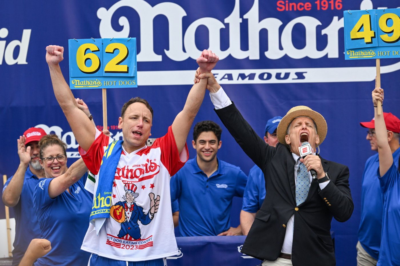 Joey Chestnut Makes Major Reveal About Nathan's Hot Dog Eating Contest ...