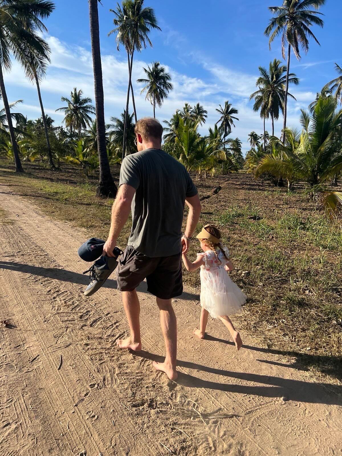 Meghan Markle Reveals New Photos of Prince Harry and Daughter Lilibet ...