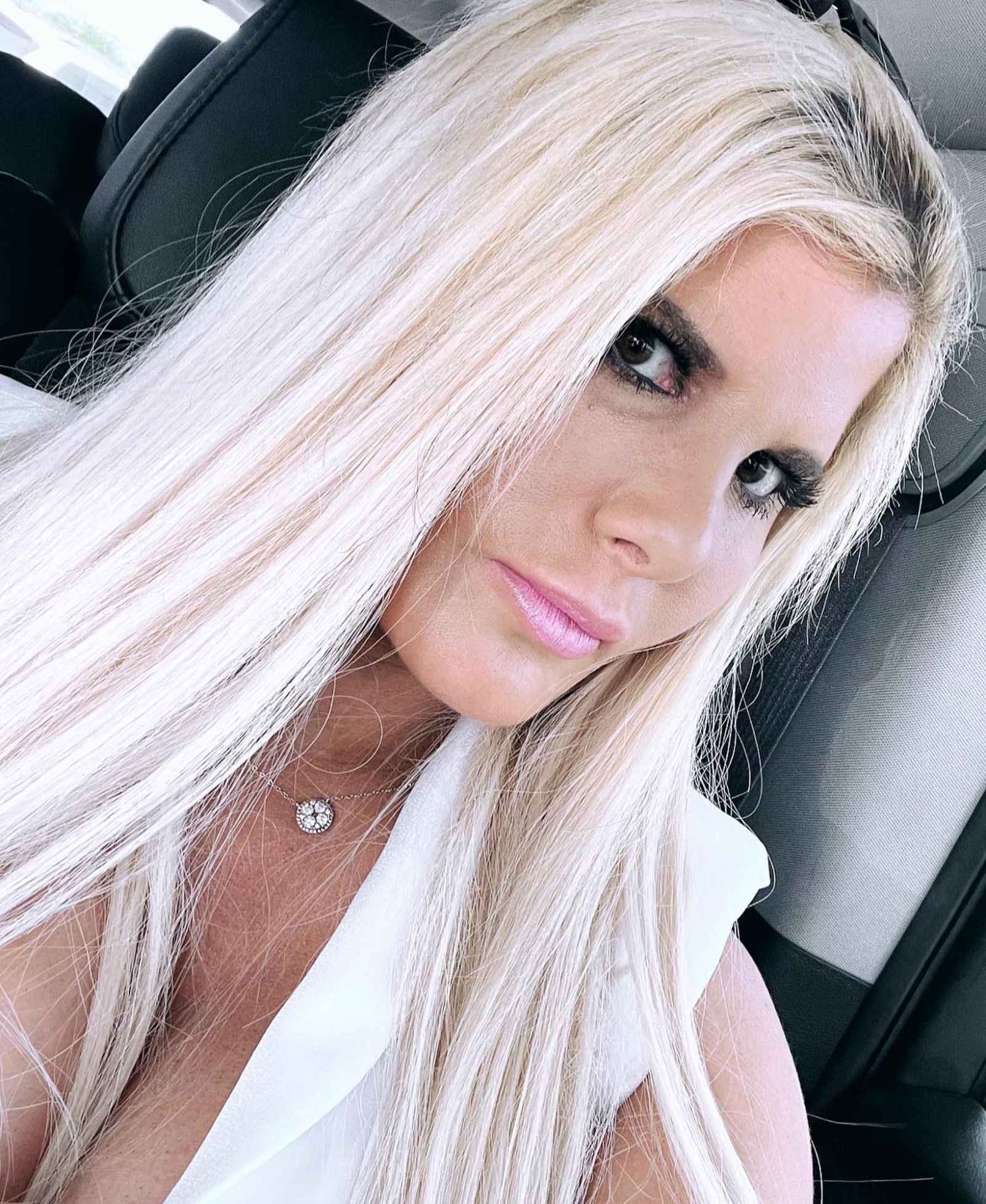 Million Dollar Beach House's Sara Burack Dead After Hit and Run: Report ...