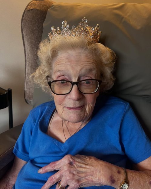 TikTok Star Norma Burton Dead at Age 91 | Us Weekly