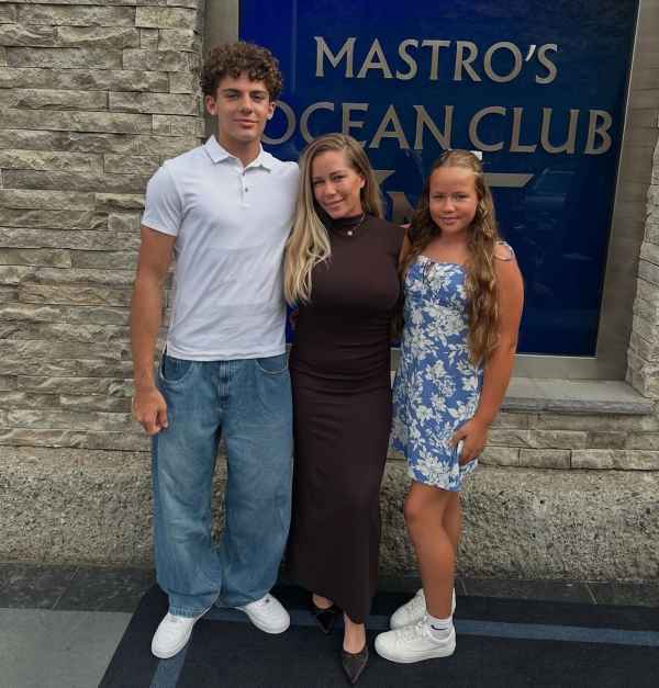 Kendra Wilkinson’s 2 Kids Are All Grown Up at Her 40th Birthday Party ...