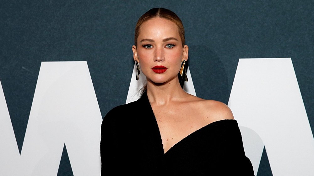 Love Jennifer Lawrence's $920 Ballet Flats? We Found a $67 Lookalike ...