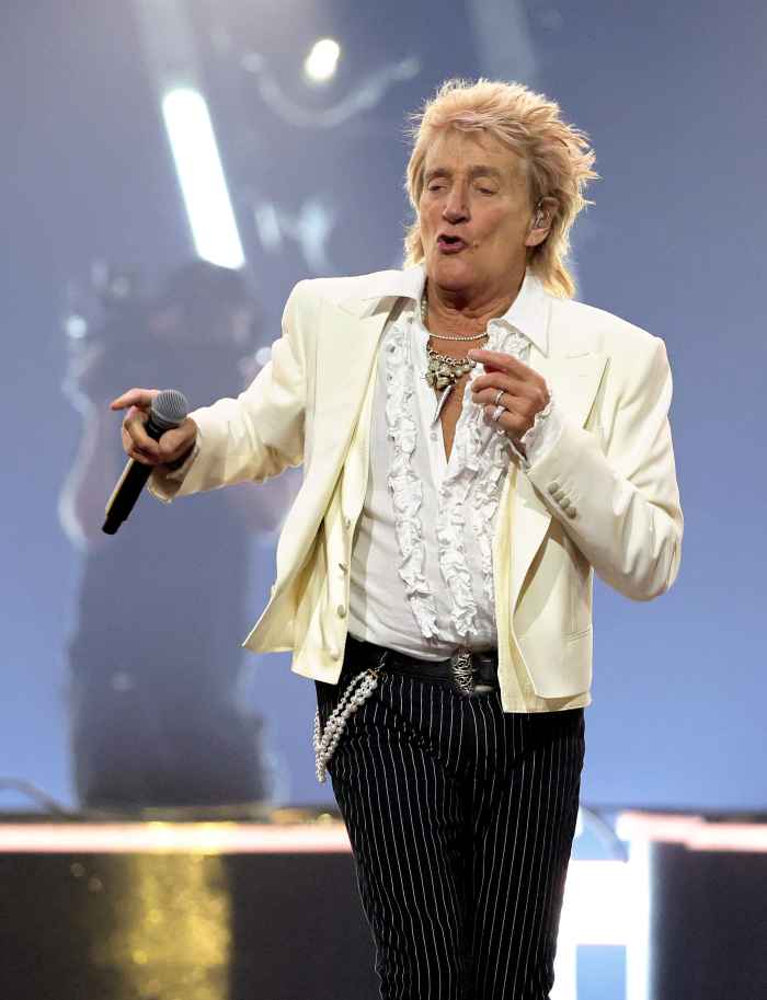 Rod Stewart Postpones Las Vegas Show Just Hours Before Kickoff | Us Weekly