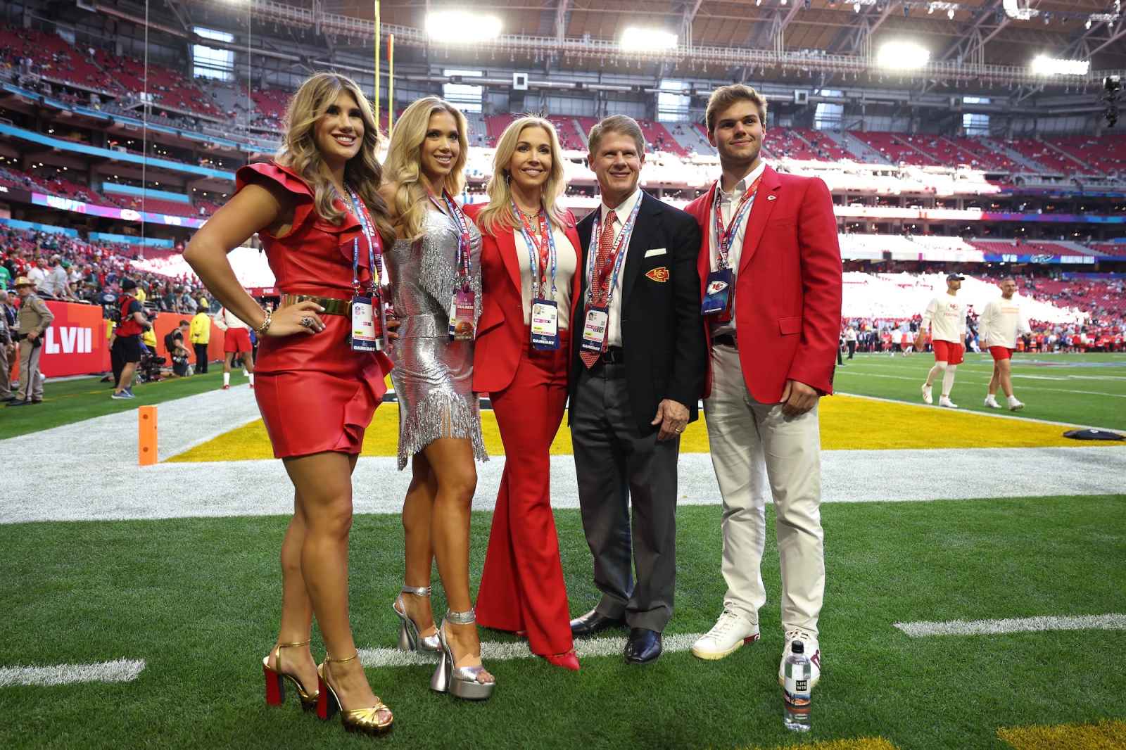 Clark Hunt's Family: Meet Kansas City Chiefs Owner's Wife and Kids | Us ...