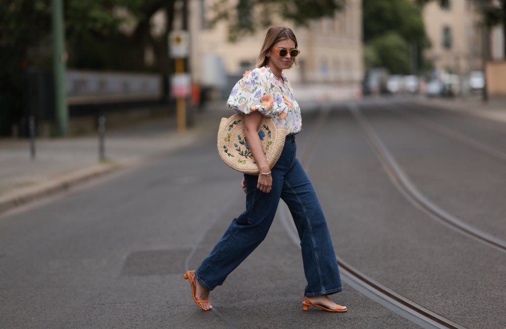 17 Flattering Puff-Sleeve Tops With French Girl-Style — From $10 | Us ...