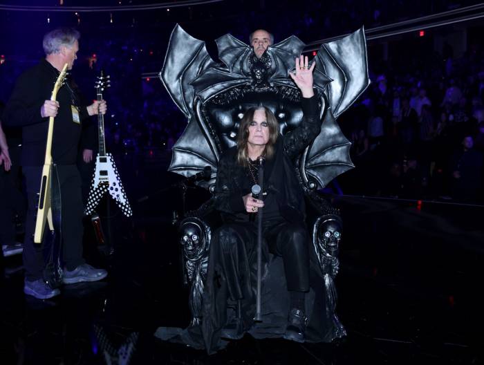 Inside Ozzy Osbourne’s Final Concert Weeks Before His Death | Us Weekly