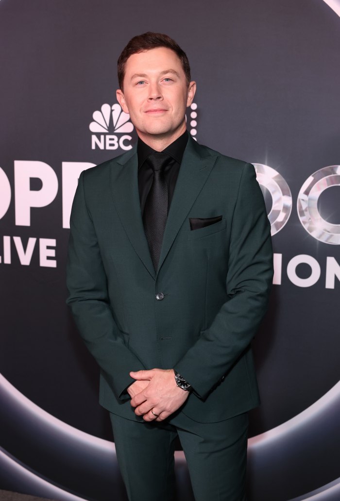 Scotty McCreery Mourns Grandmothers Who Died 3 Hours Apart | Us Weekly