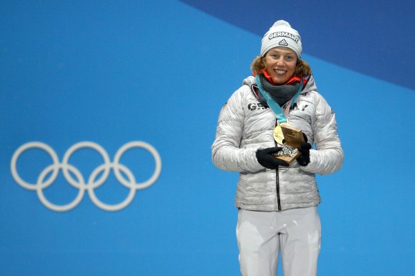 Olympian Laura Dahlmeier Dead After Being Hit by Falling Rocks During ...
