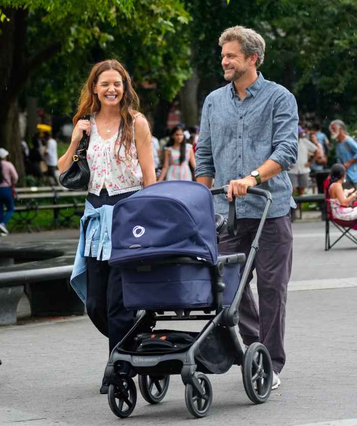 Katie Holmes, Joshua Jackson Film Happy Hours Scene With Baby Stroller ...