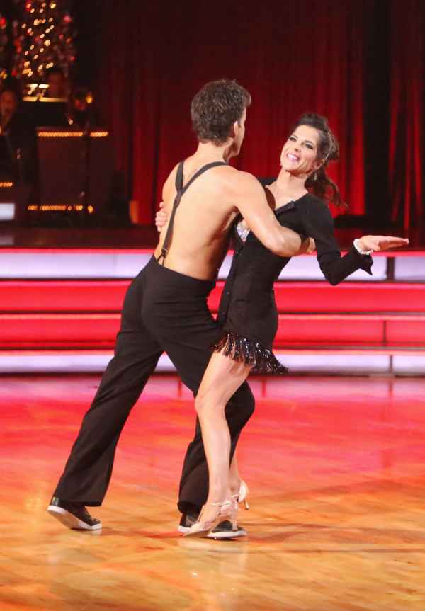 Kelly Monaco Reflects on DWTS Season 1 Challenges | Us Weekly