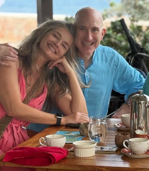 Paulina Porizkova Shows Off Engagement Ring From Fiance Jeff Greenstein