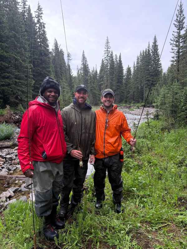 Travis Kelce Shares Offseason Pics With Austin Swift and Jason Kelce ...