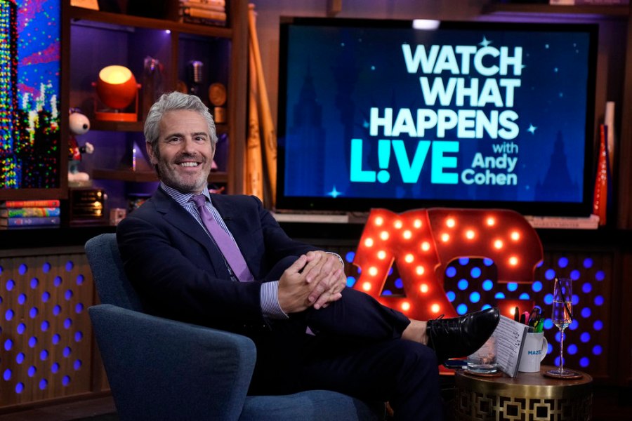 Late Night Hosts React After Stephen Colbert's Late Show Is Canceled ...