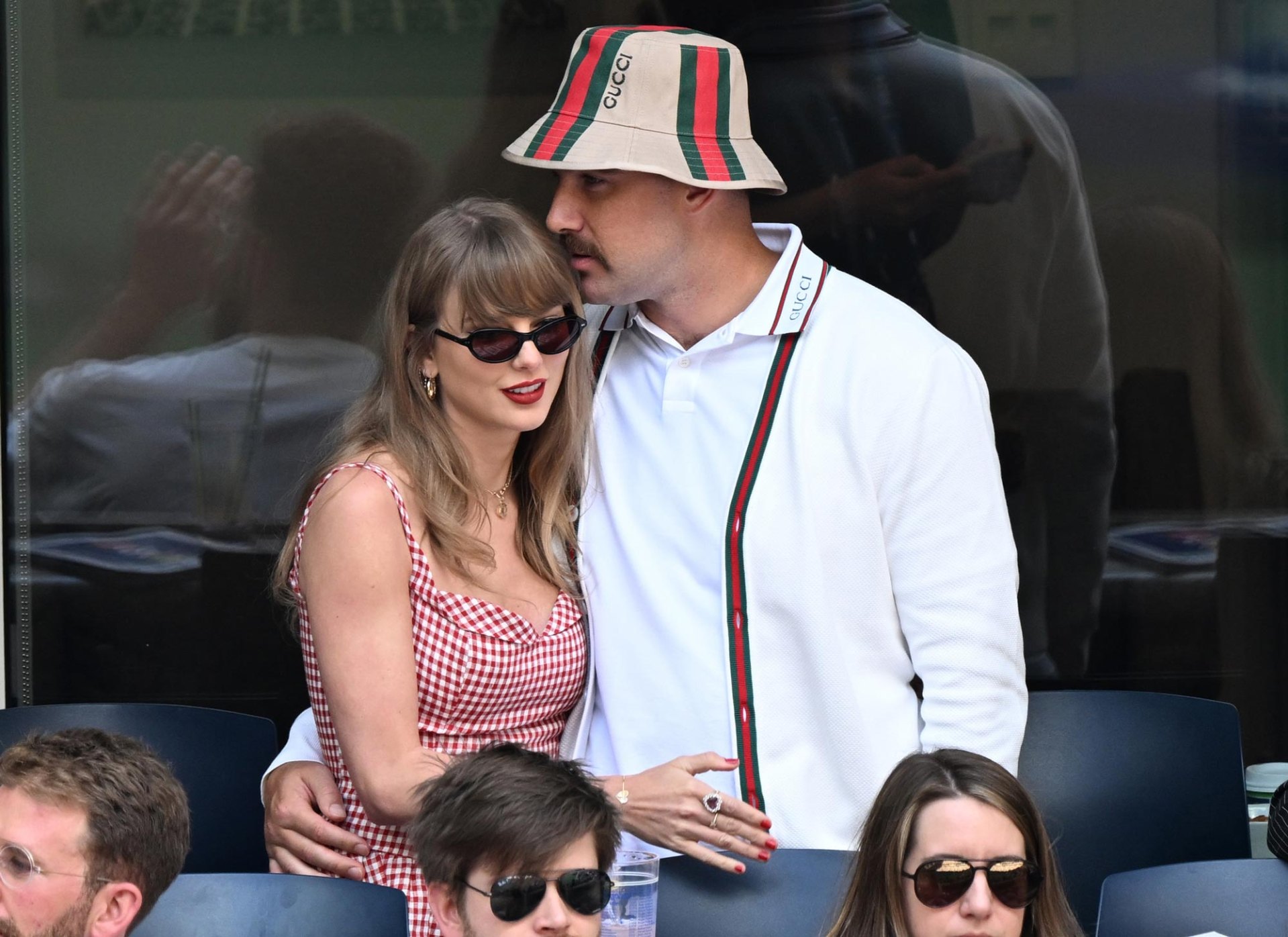 Taylor Swift Rocks Rare Subtle Nail Look for Travis Kelce Engagement ...