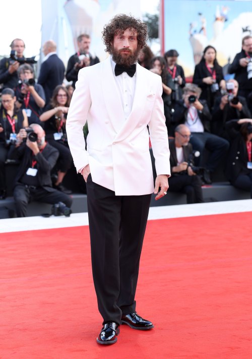 Aaron Taylor-Johnson Looks Unrecognizable at 2025 Venice Film Festival ...