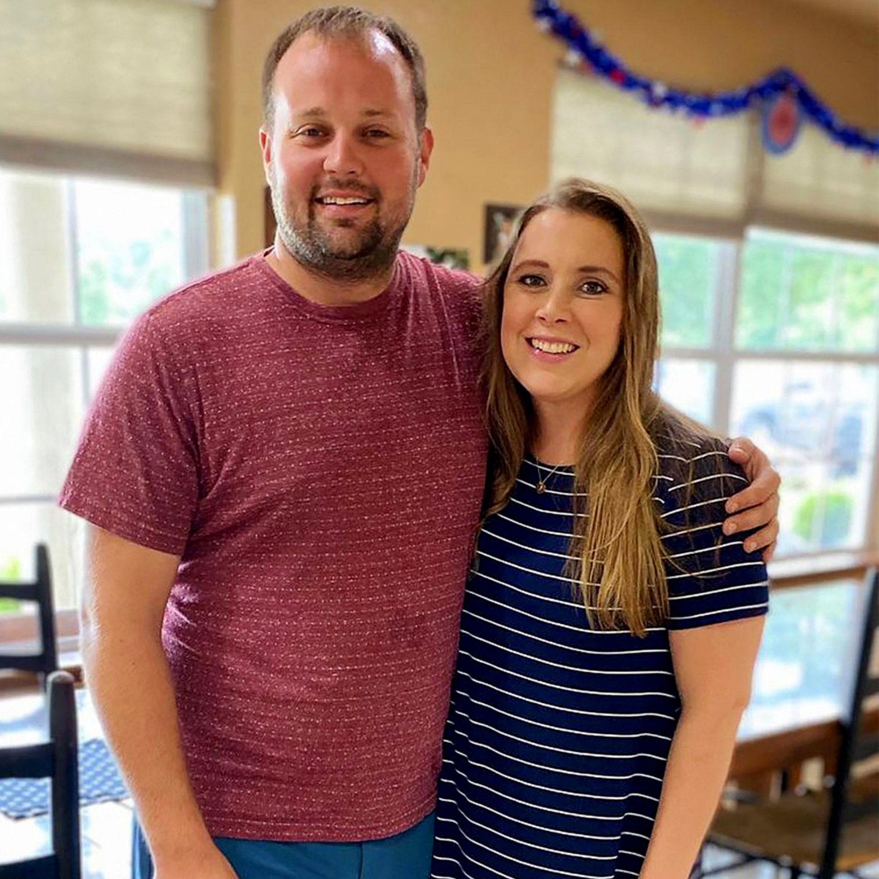Anna Duggar Shares Rare Videos of Daughters Amid Josh's Jail Sentence ...
