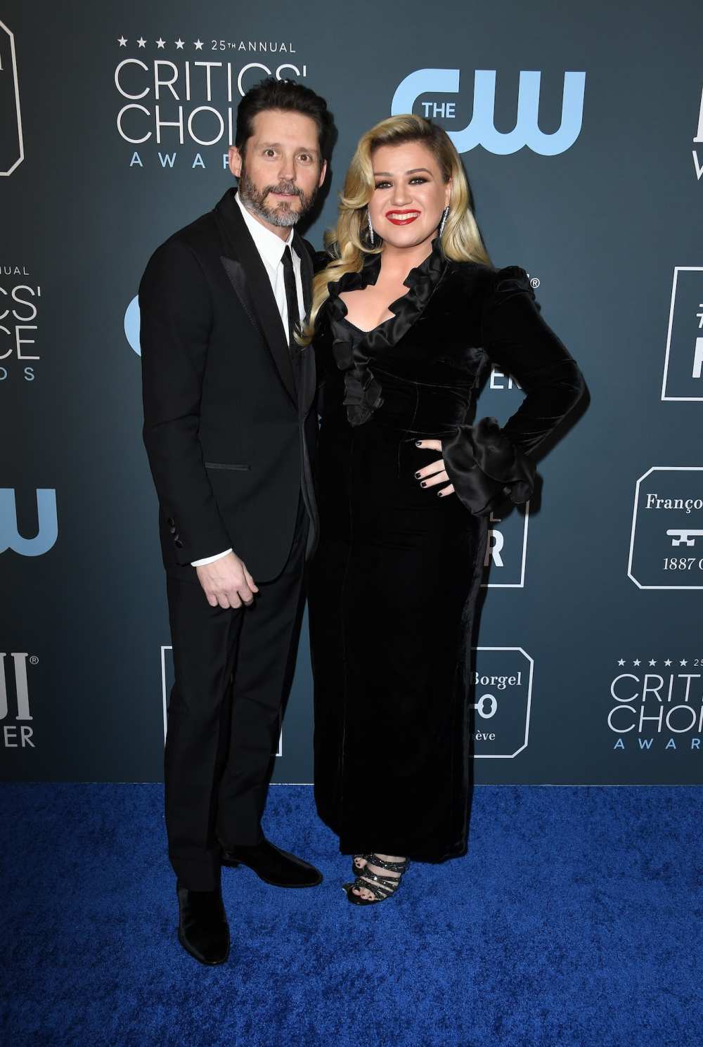 Kelly Clarkson Returns to Instagram After Ex Brandon Blackstock's Death ...