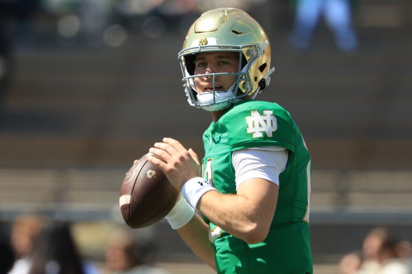 Who Is Notre Dame's CJ Carr? 5 Things to Know About the Fighting Irish ...
