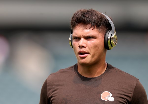 Breaking Down the Drama Between Browns' Dillon Gabriel, Shedeur Sanders ...