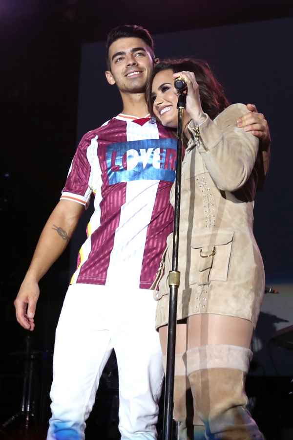 Joe Jonas and Demi Lovato Relationship Timeline: From Exes to Friends ...