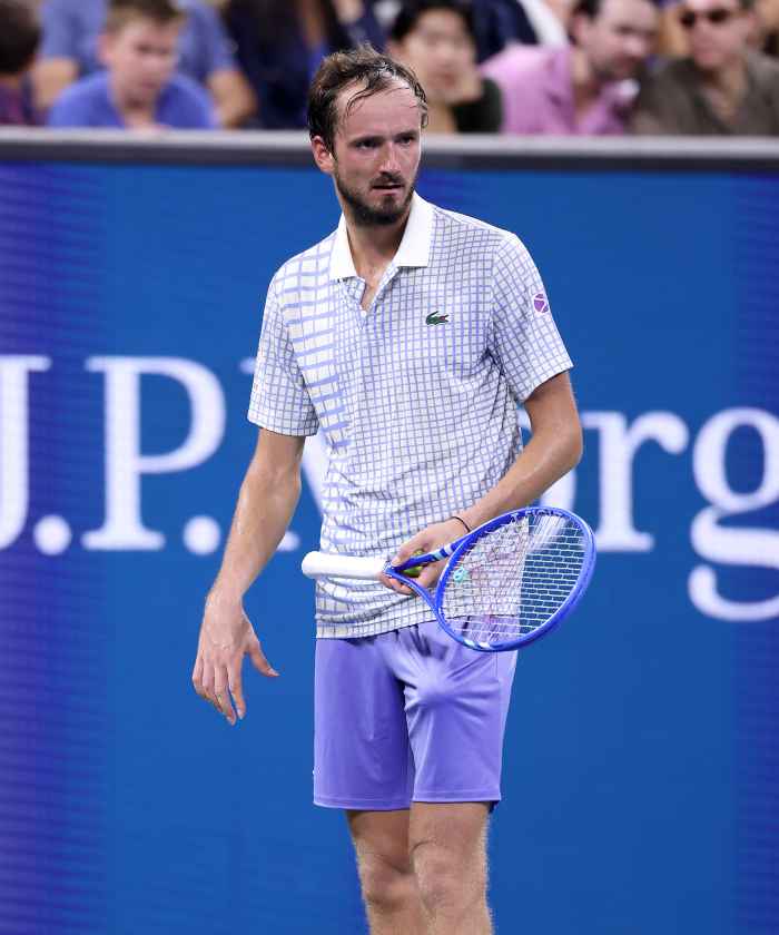 Tennis Pro Daniil Medvedev Smashes Racket in 2025 US Open Meltdown | Us ...