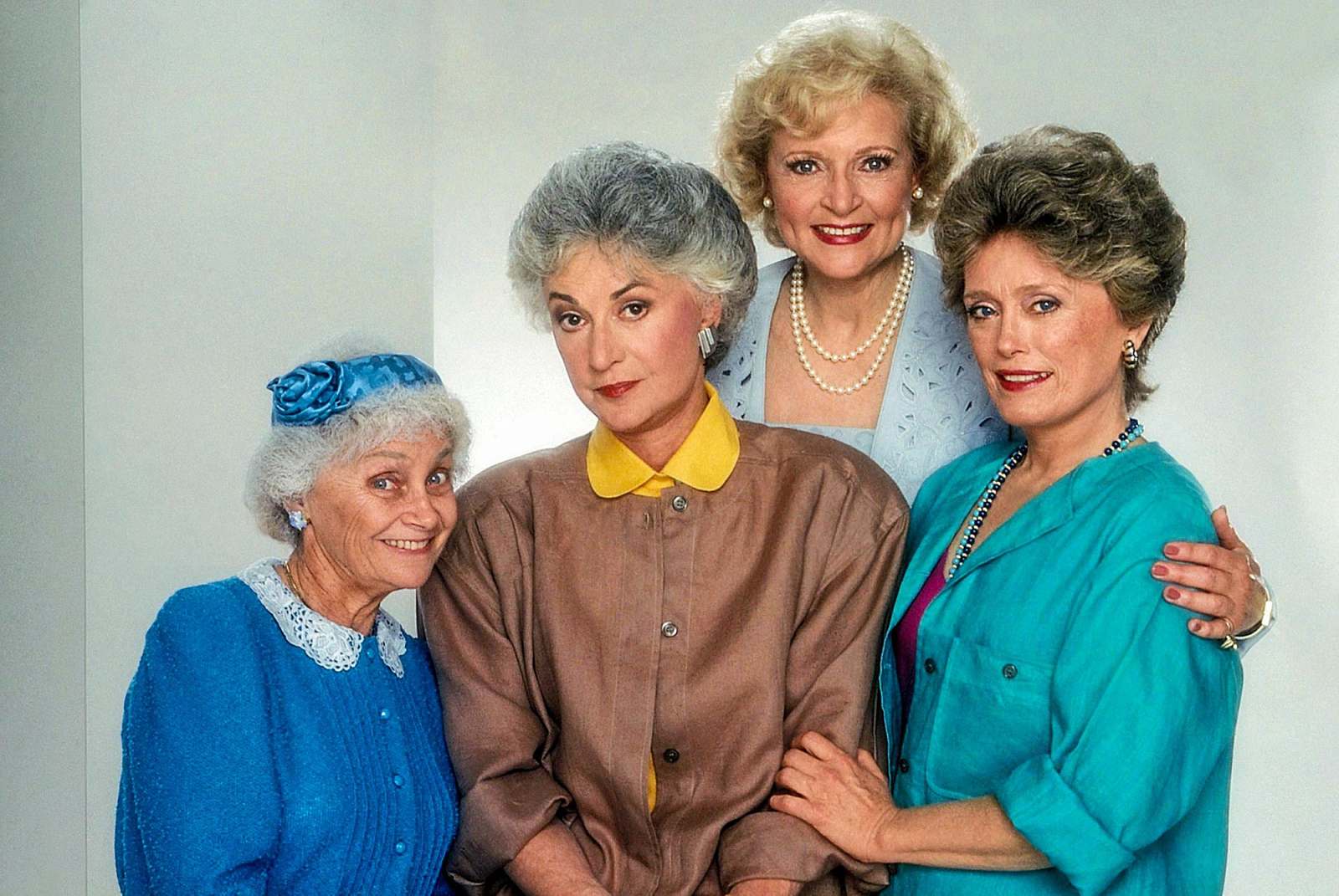 The Golden Girls Turns 40: Revisiting the Laughs — And the Cheesecake ...
